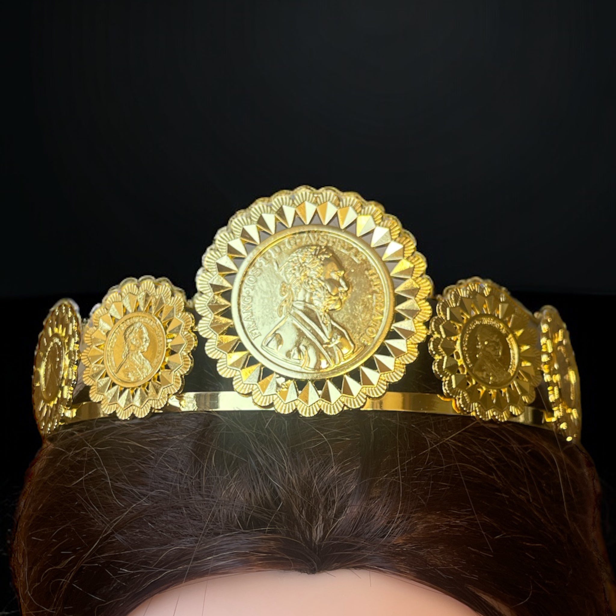 Huwwara Queen Gold Crown Superiority Top Queen Gold Crown Accessory
